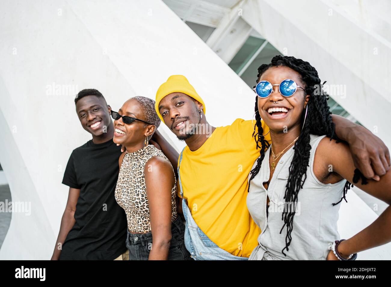 Youth culture street cool group hi-res stock photography and images - Alamy