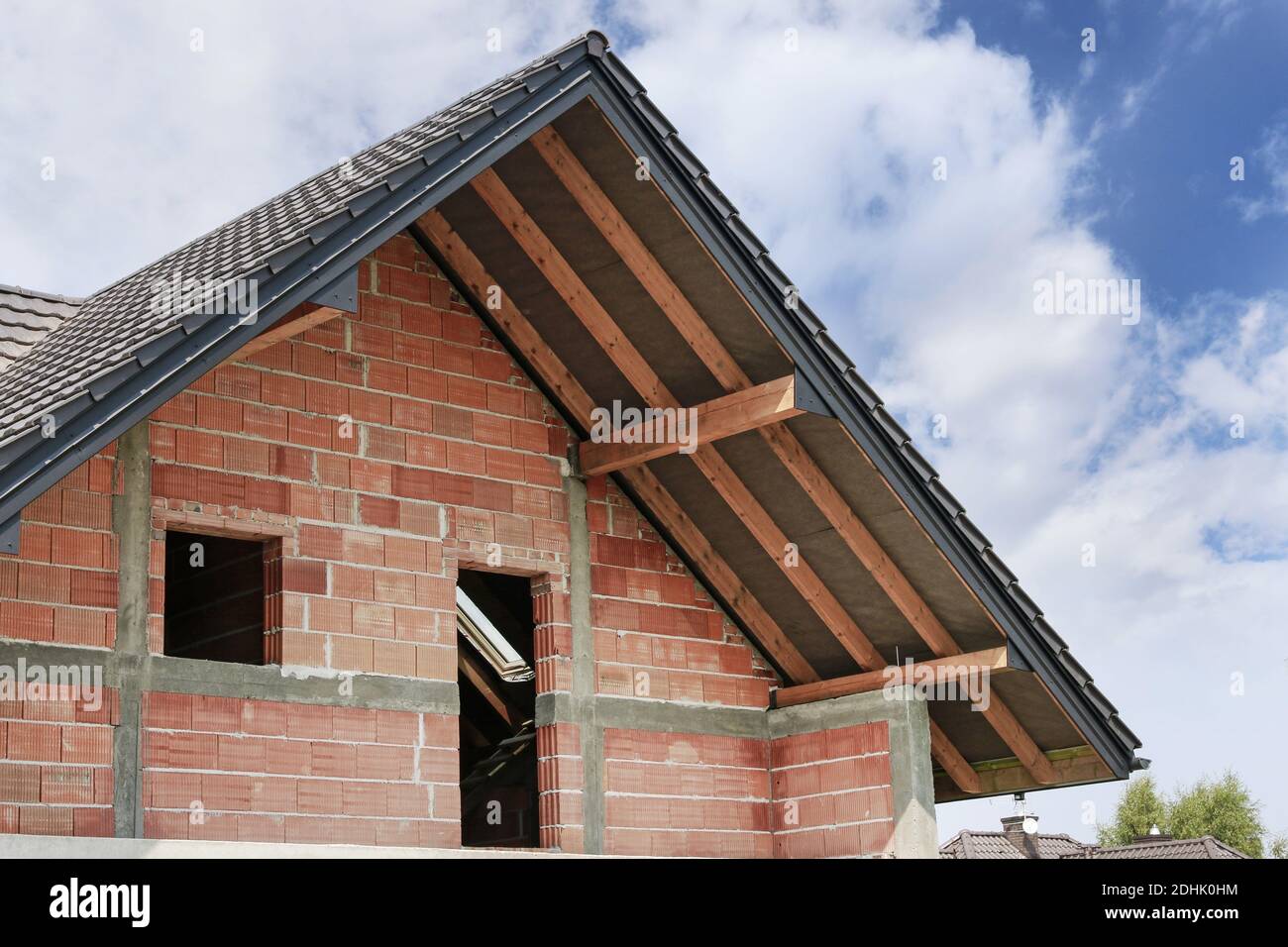 Construction site of a detached house. Suburb place Stock Photo - Alamy
