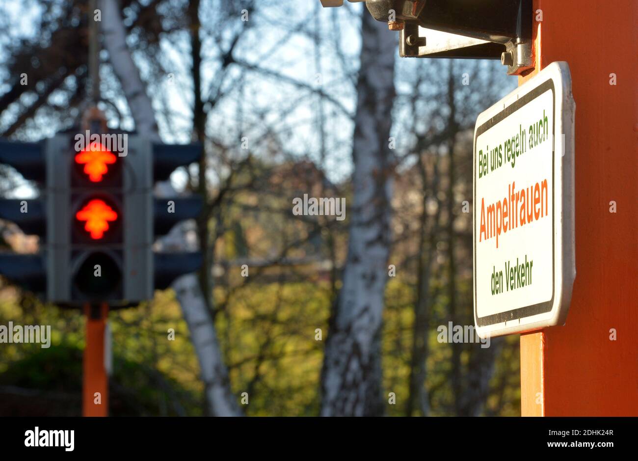 Pedestrian light controlled crossing hi-res stock photography and ...