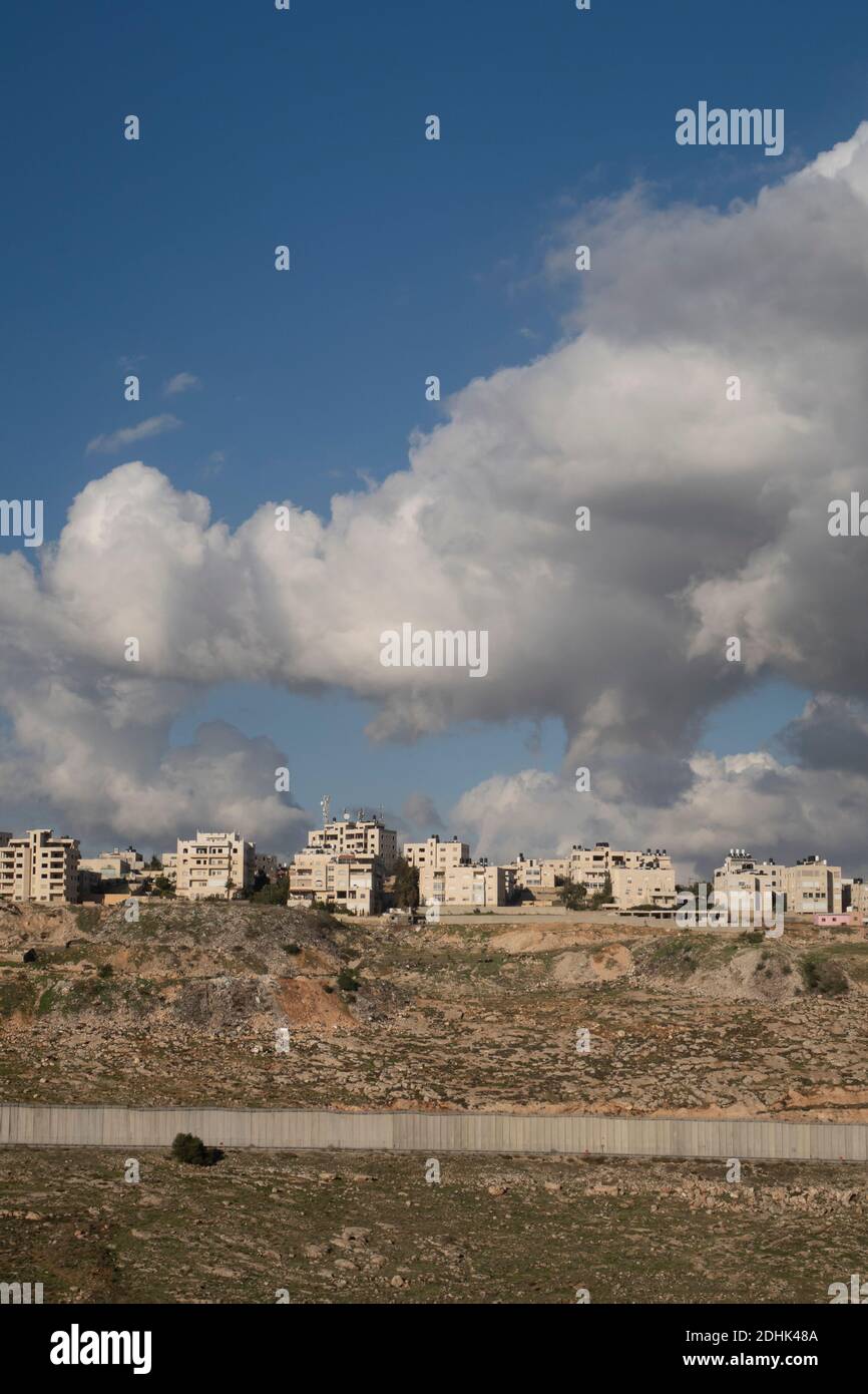 Separation barrier israel al ram hi-res stock photography and images ...