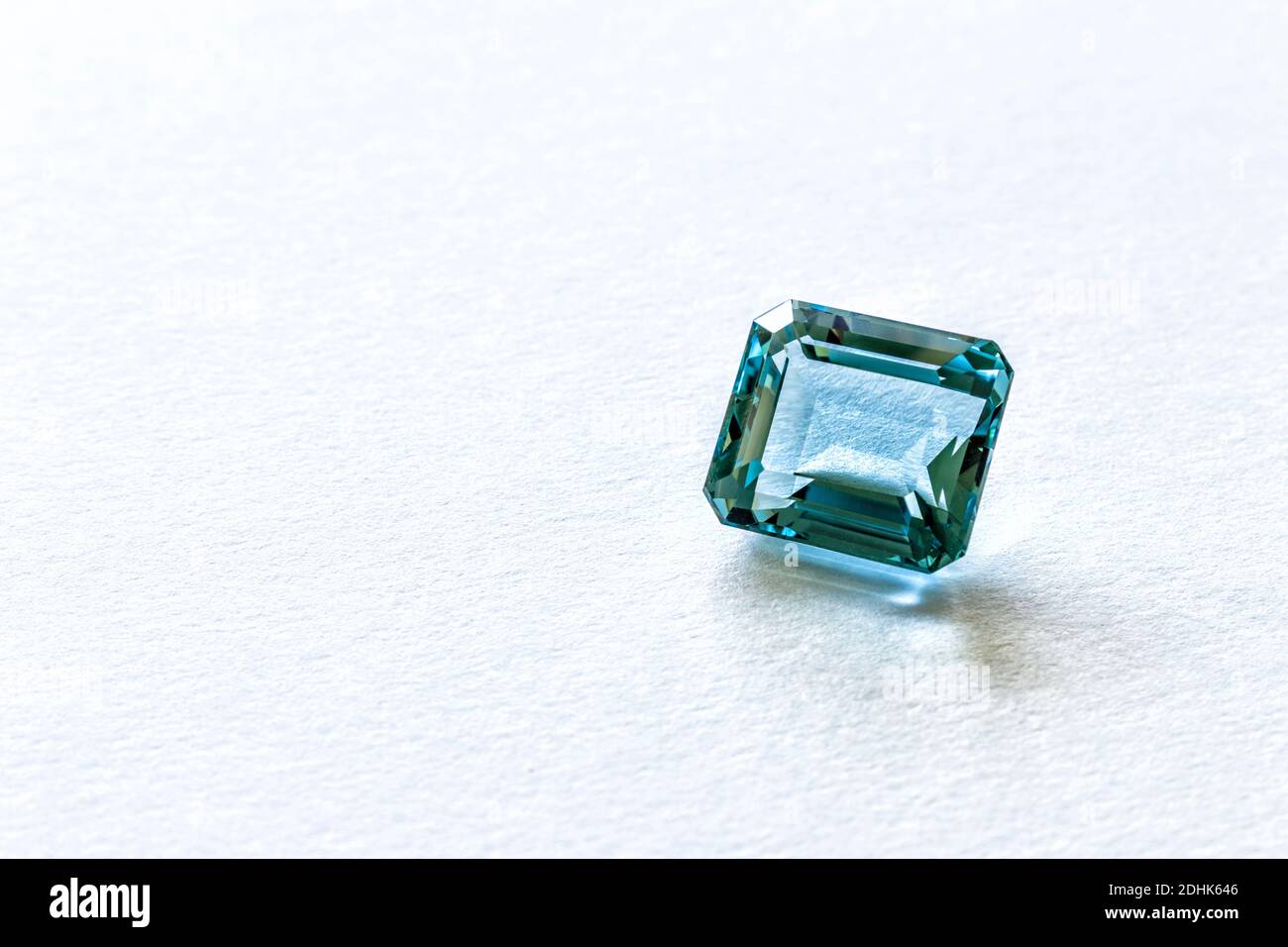 Amazing quartz crystal hi-res stock photography and images - Alamy