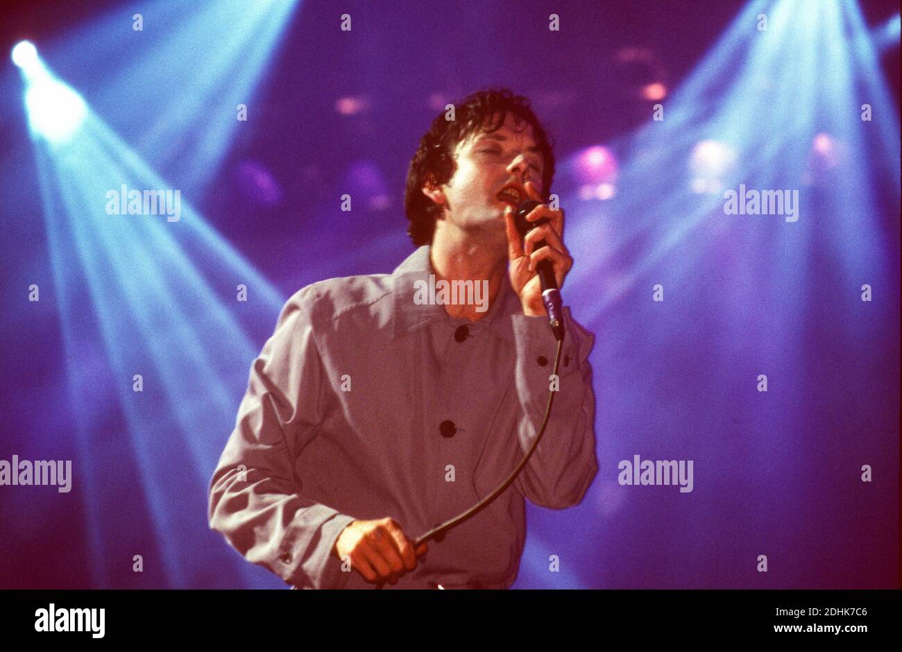 Lead singer band pulp hi-res stock photography and images - Alamy
