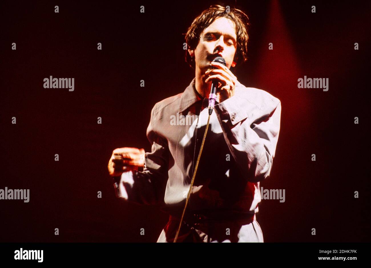 Lead singer pop band pulp hi-res stock photography and images - Alamy