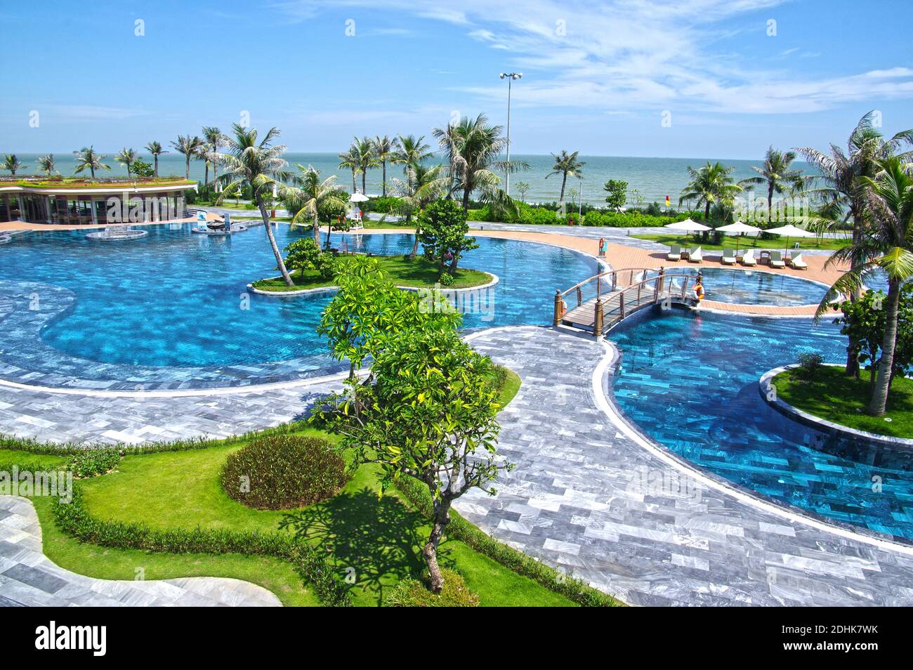 Blue sky and blue pool in a seaside resort in Vietnam Stock Photo - Alamy