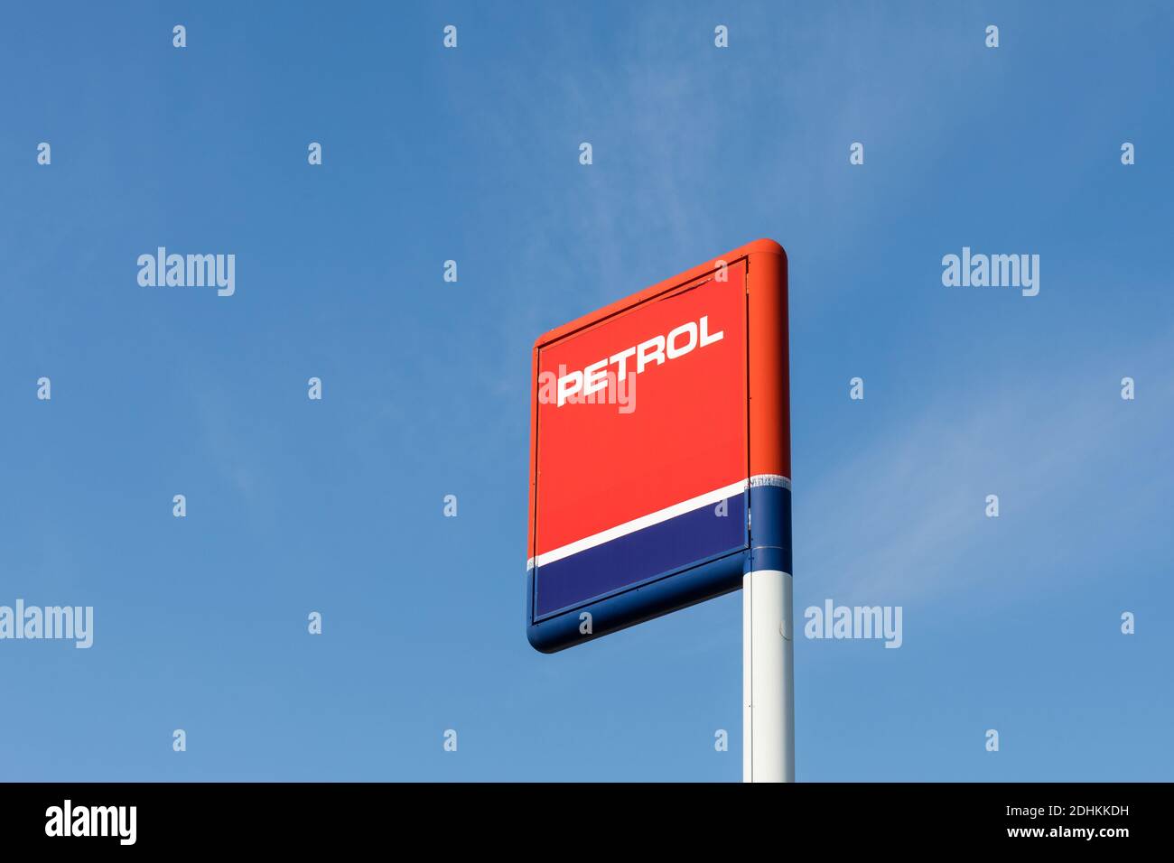 Petrol, the largest Slovenian energy company. Petrol sign, Petrol logo ...