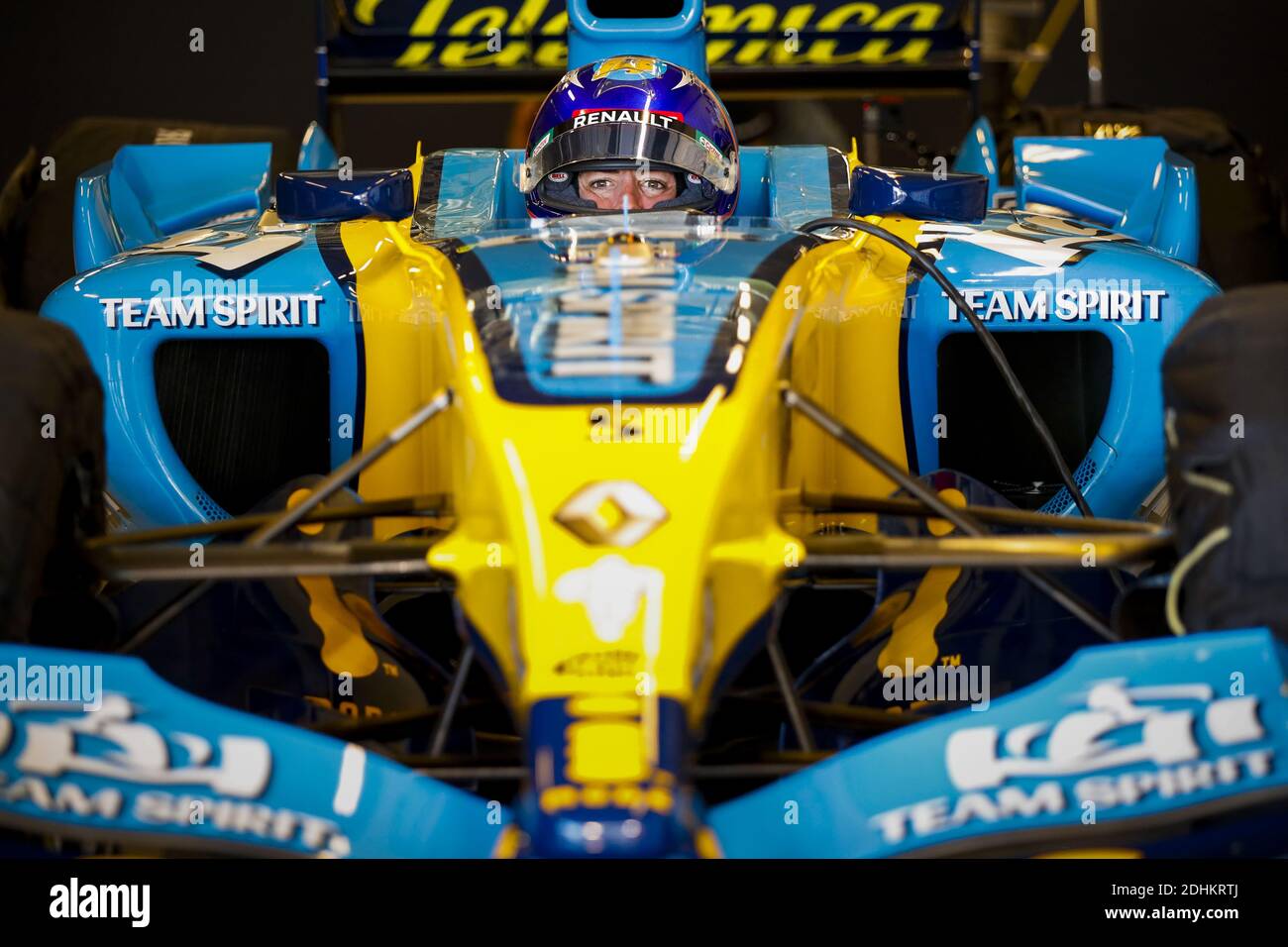 Renault r25 hi-res stock photography and images - Alamy
