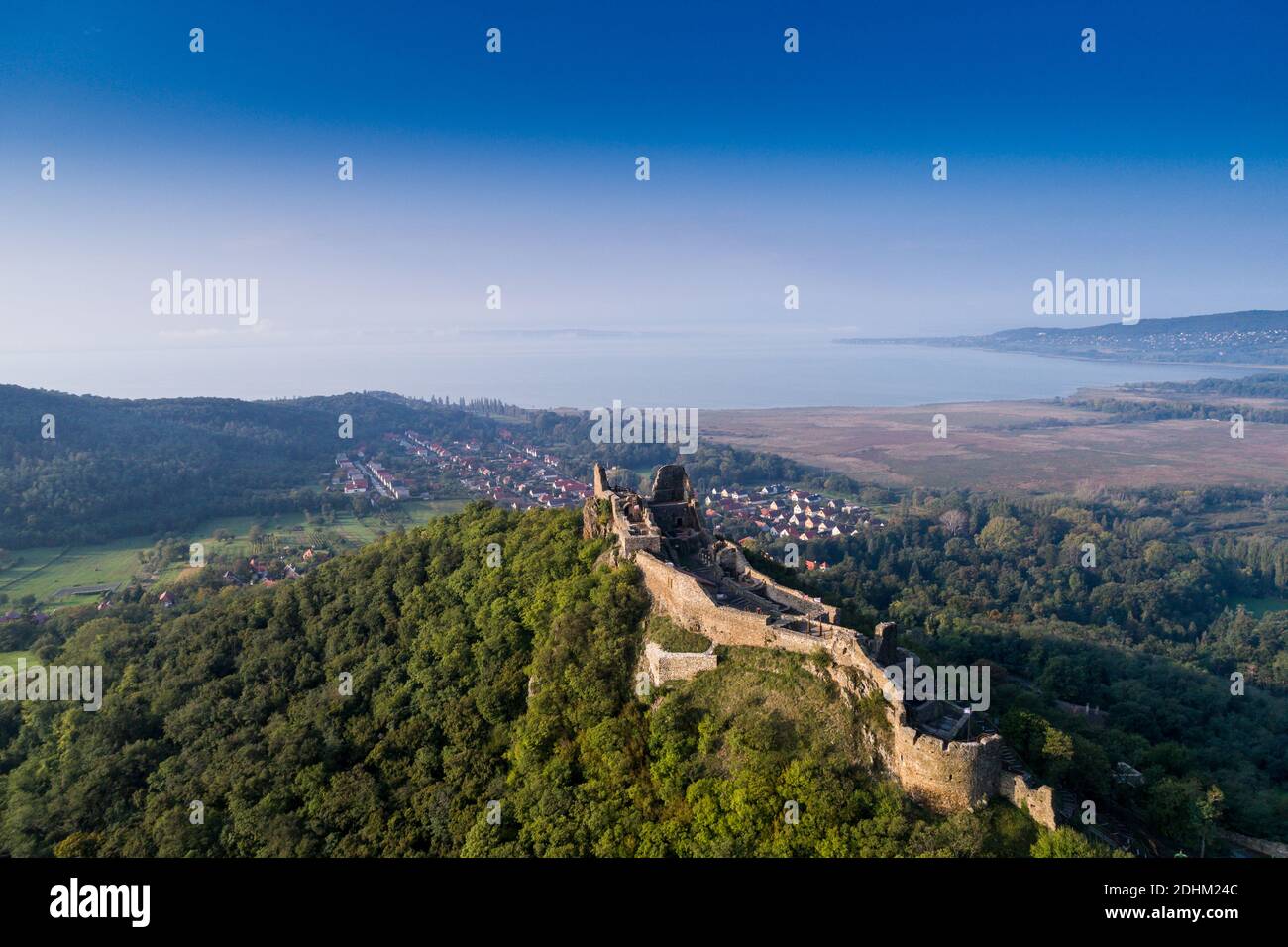 Szigligeti vár szigliget hi-res stock photography and images - Alamy