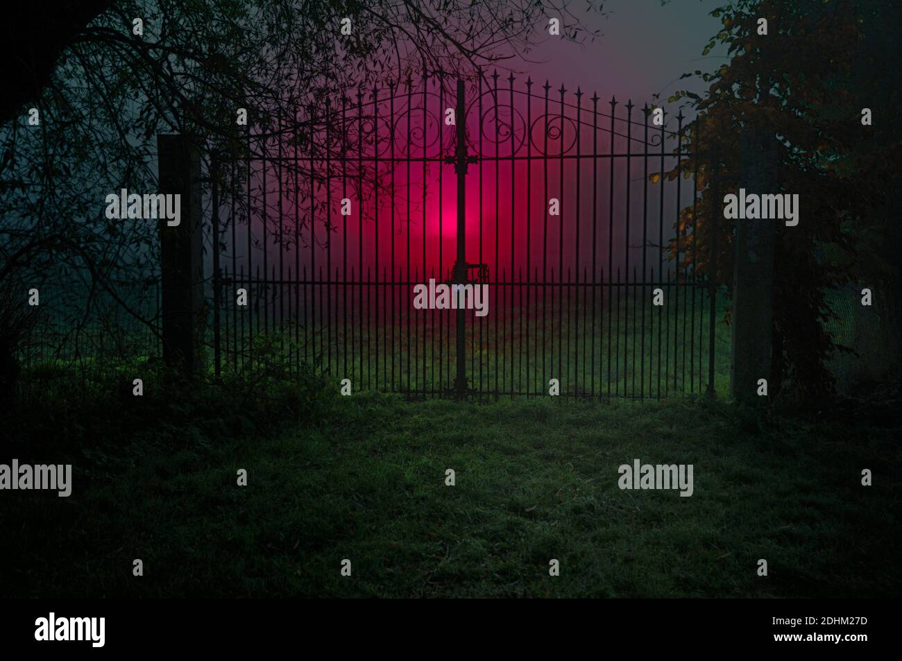 Ghost gate hi-res stock photography and images - Alamy