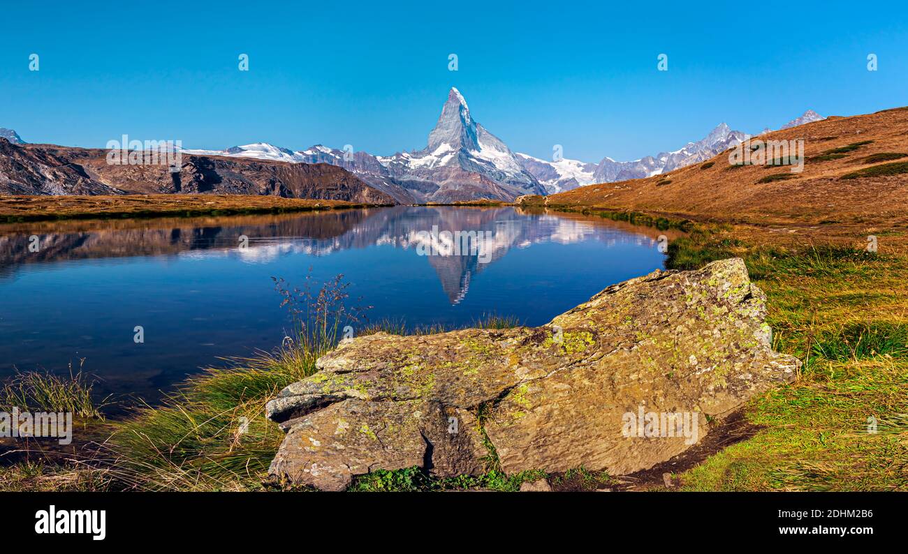 Sunset view on Bernese range above Bachalpsee lake. Popular tourist ...