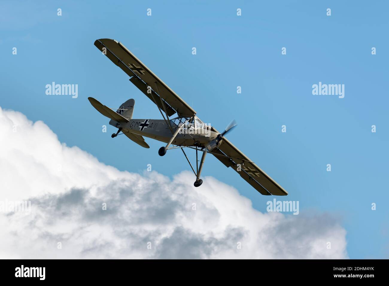 Fieseler storch hi-res stock photography and images - Alamy