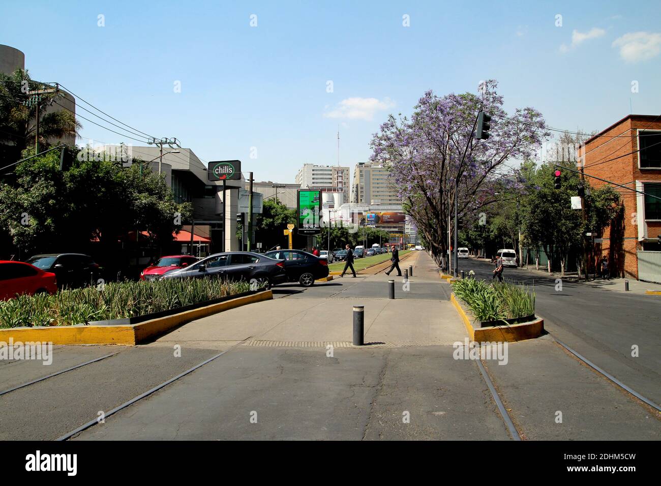 Tropic megapolis hi-res stock photography and images - Alamy