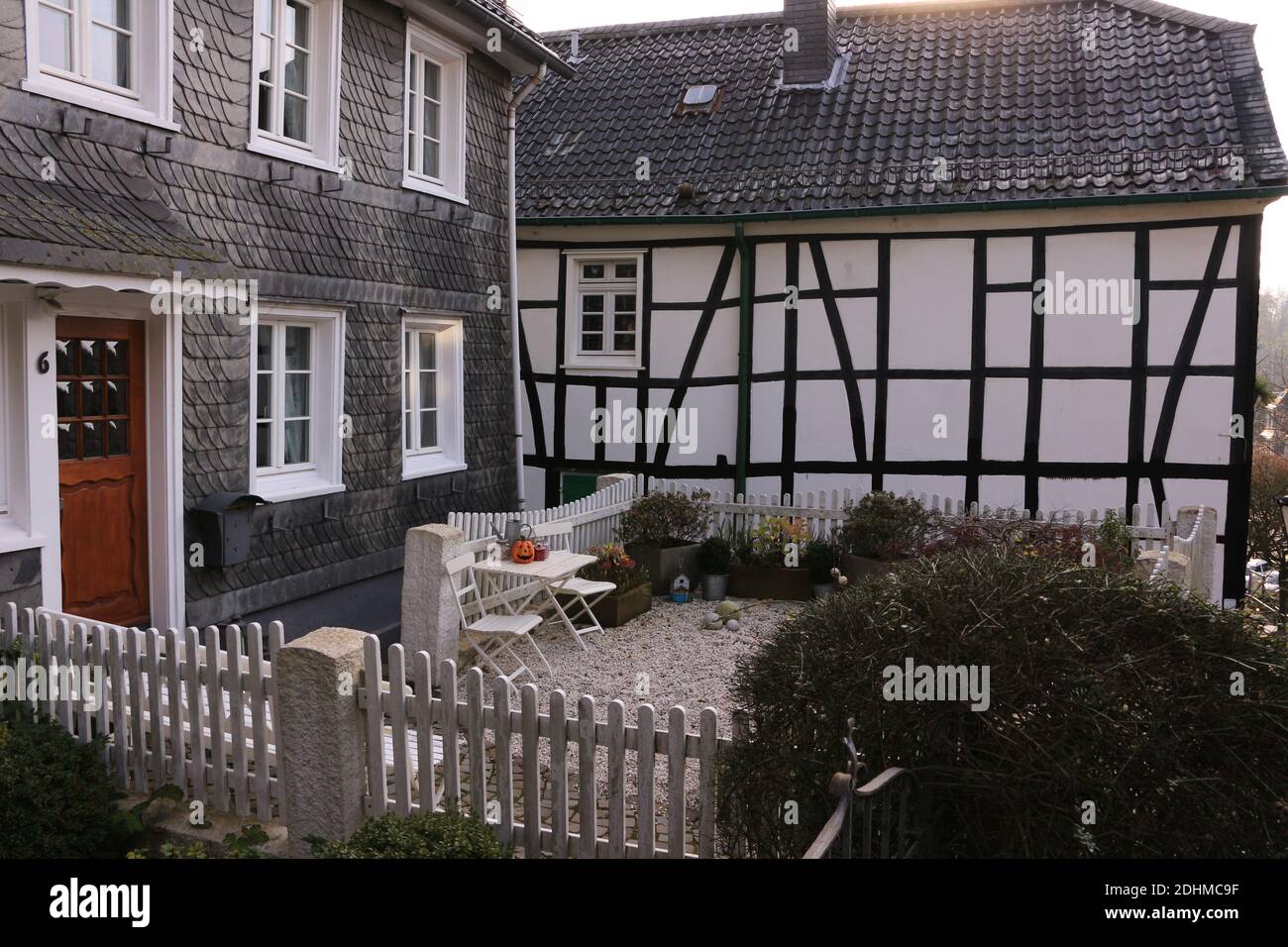 Impressionen aus der Historischen Altstadt von Gräfrath, einem ...