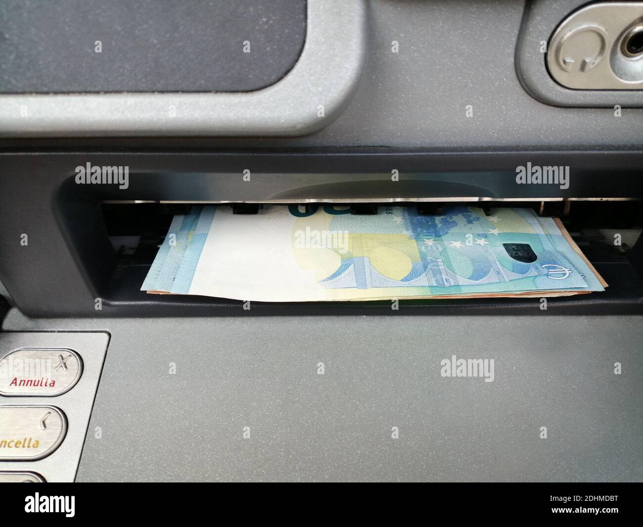Handing cash hi-res stock photography and images - Alamy