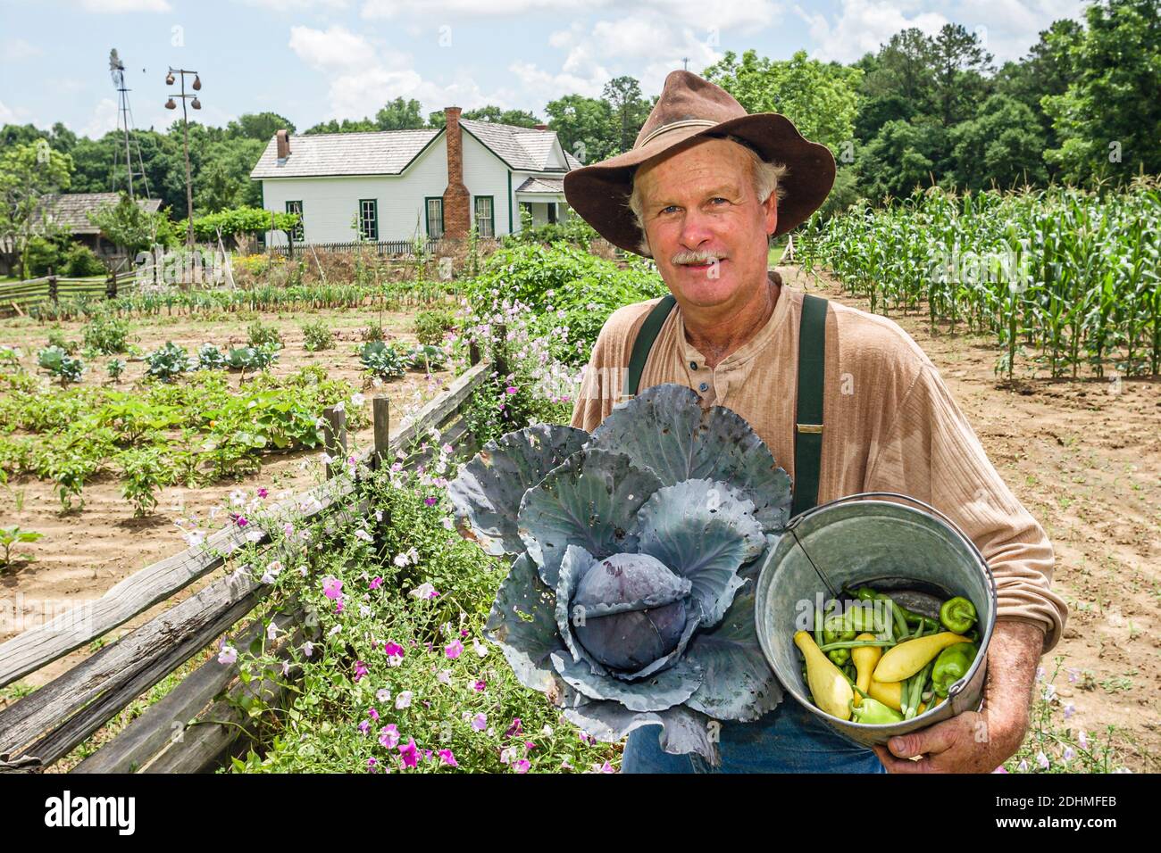 Alabama Dothan Landmark Park Living History Farm 1890's,farmer ...