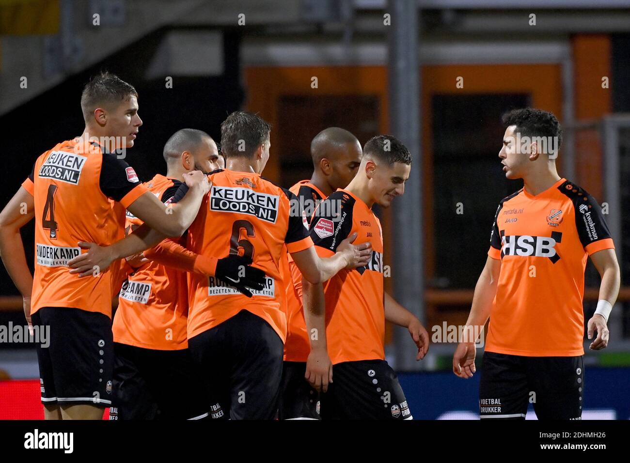 VOLENDAM, NETHERLANDS - DECEMBER 11: Players celebrate a goal from Nick ...