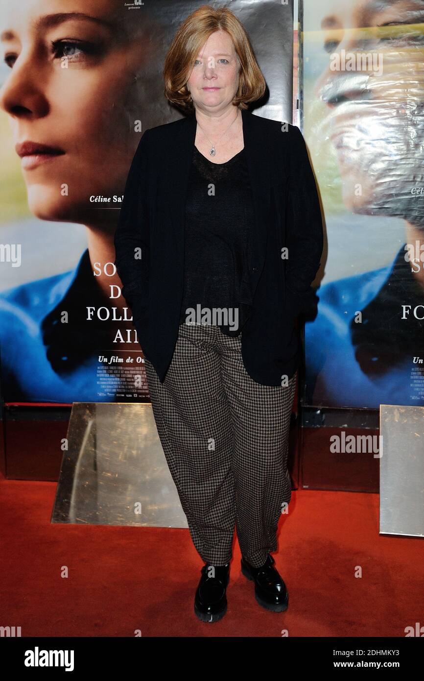 Anne Benoit assiste a la premiere du film 'Je Vous Souhaite d'Etre ...