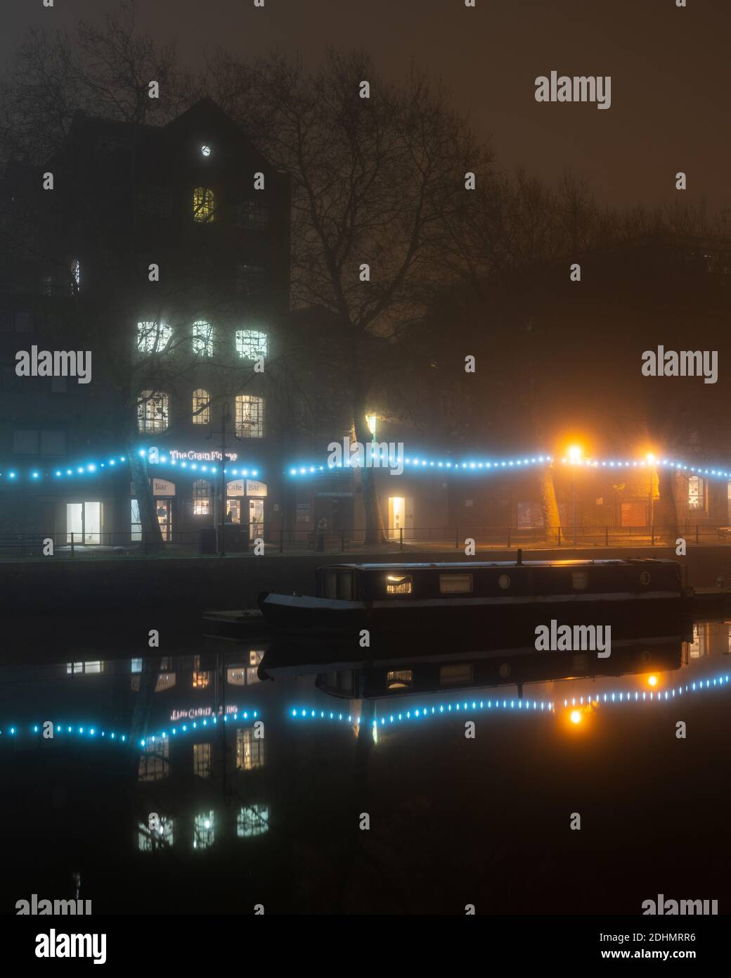 Narrow quay house bristol hi-res stock photography and images - Alamy