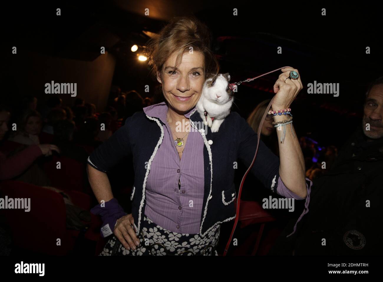 Frigide Barjot assiste a la soiree Hommage a Laurent Violet au Theatre ...