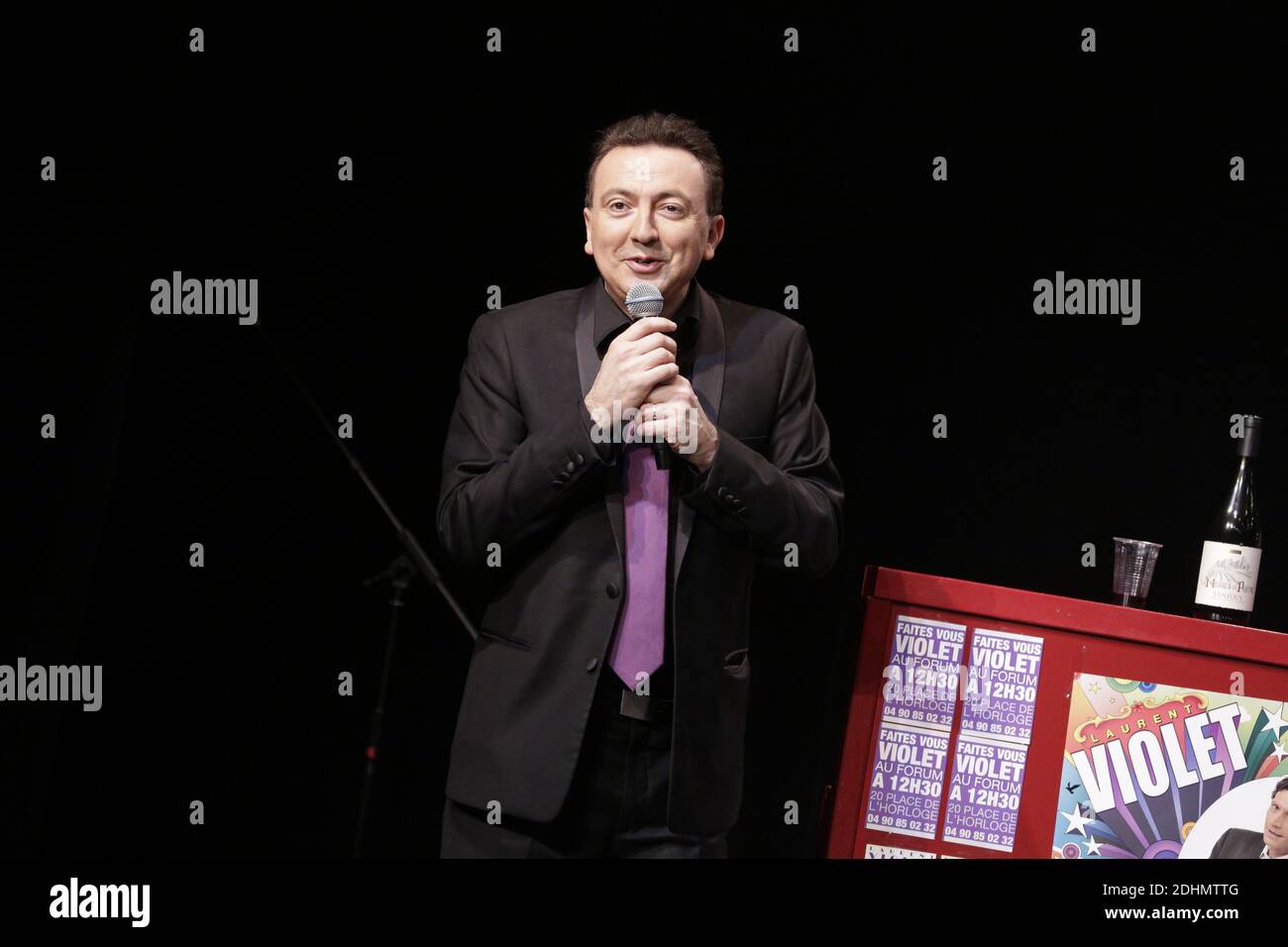Gerald Dahan assiste a la soiree Hommage a Laurent Violet au Theatre ...