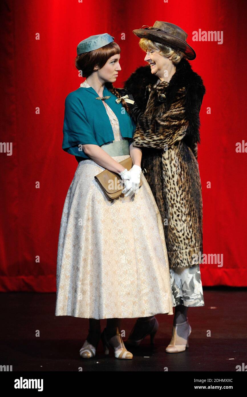 Cecile Beaudoux et Claire Mirande lors du filage de la piece 'Pygmalion ...
