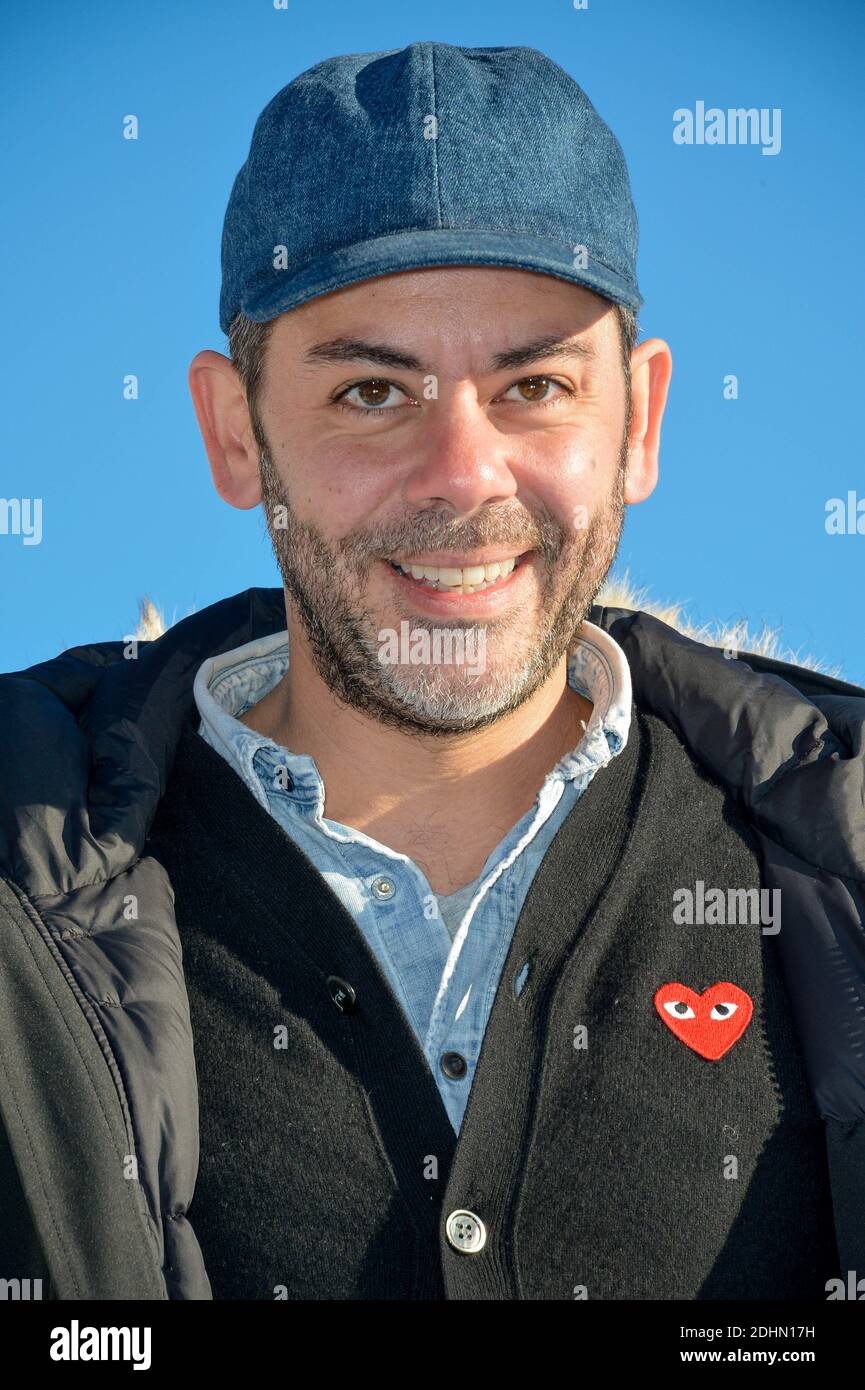Manu Payet attends the photocall for the movie "Tout pour etre heureux ...