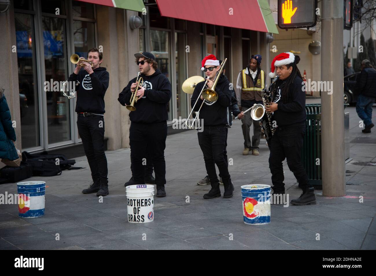 Street musicians, Holiday season, 16th Street Mall, Downtown Denver ...