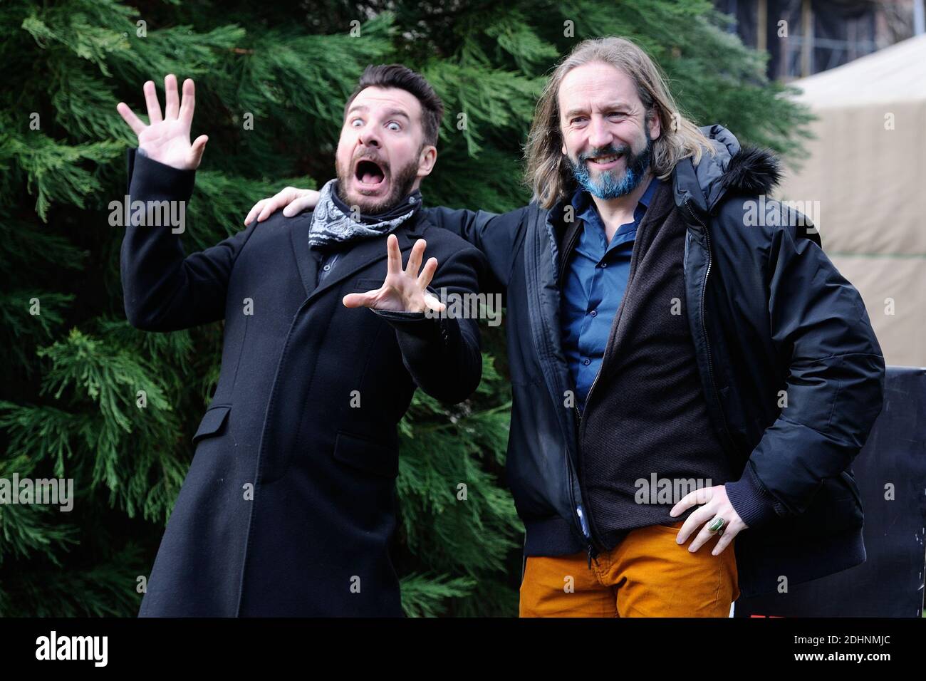 Michael Youn et Yann Samuelle assistent au photocall de 'Le Fantome de ...