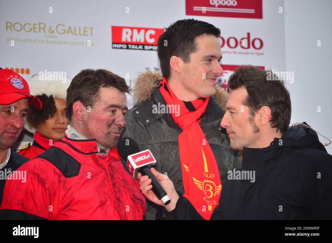 Main froide hi-res stock photography and images - Alamy