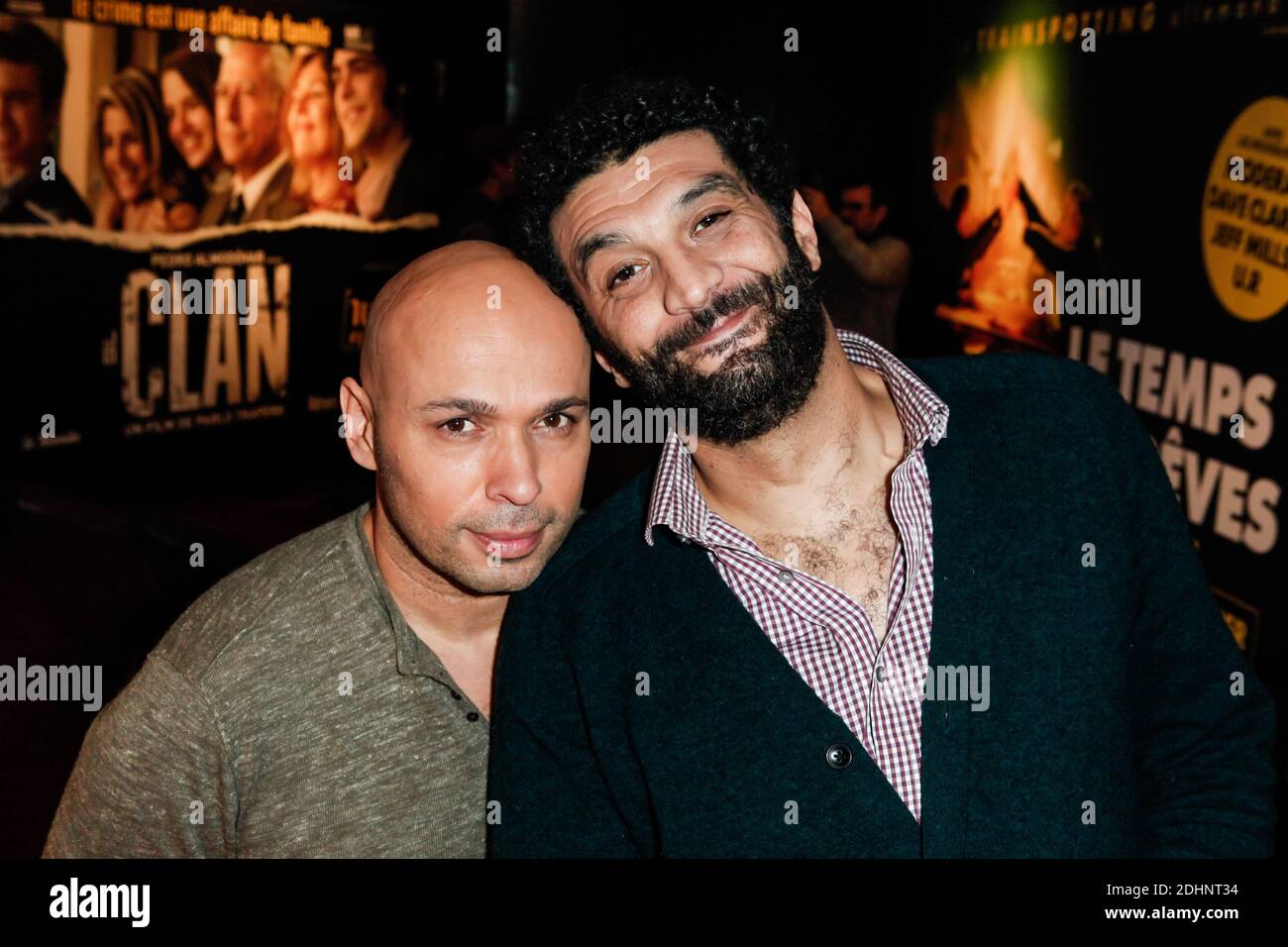 Les acteurs Eric Judor and Ramzy Bedia assistent a la premiere du film ...