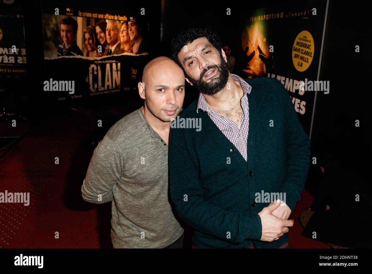 Les acteurs Eric Judor and Ramzy Bedia assistent a la premiere du film ...