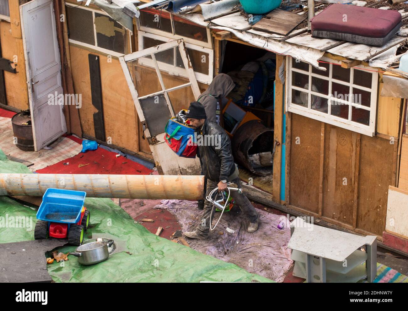 Camp de roms hi-res stock photography and images - Alamy