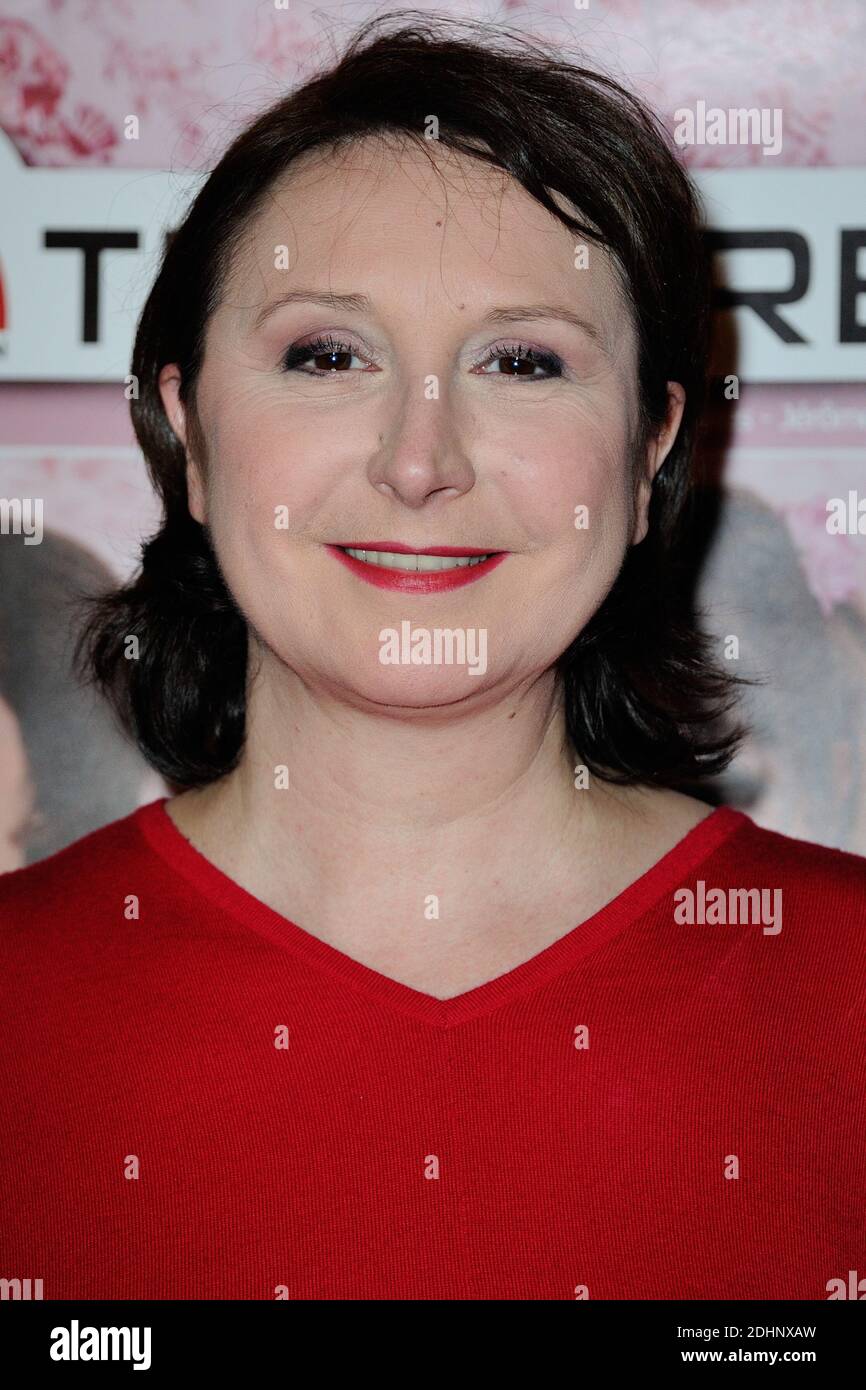 Isabelle Ferron assiste a la Generale de la piece 'Coiffure et ...