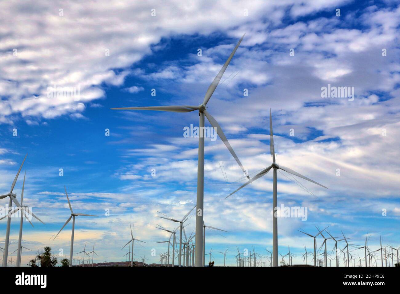 Wind Turbines in the Mojave Desert Stock Photo - Alamy