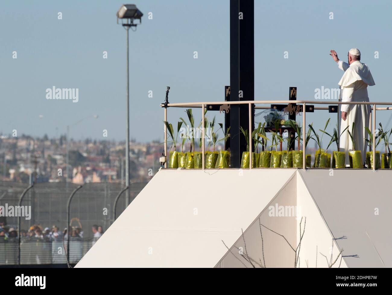 Pope Francis prayed at the US-Mexico border in Ciudad Juarez, Chihuahua ...