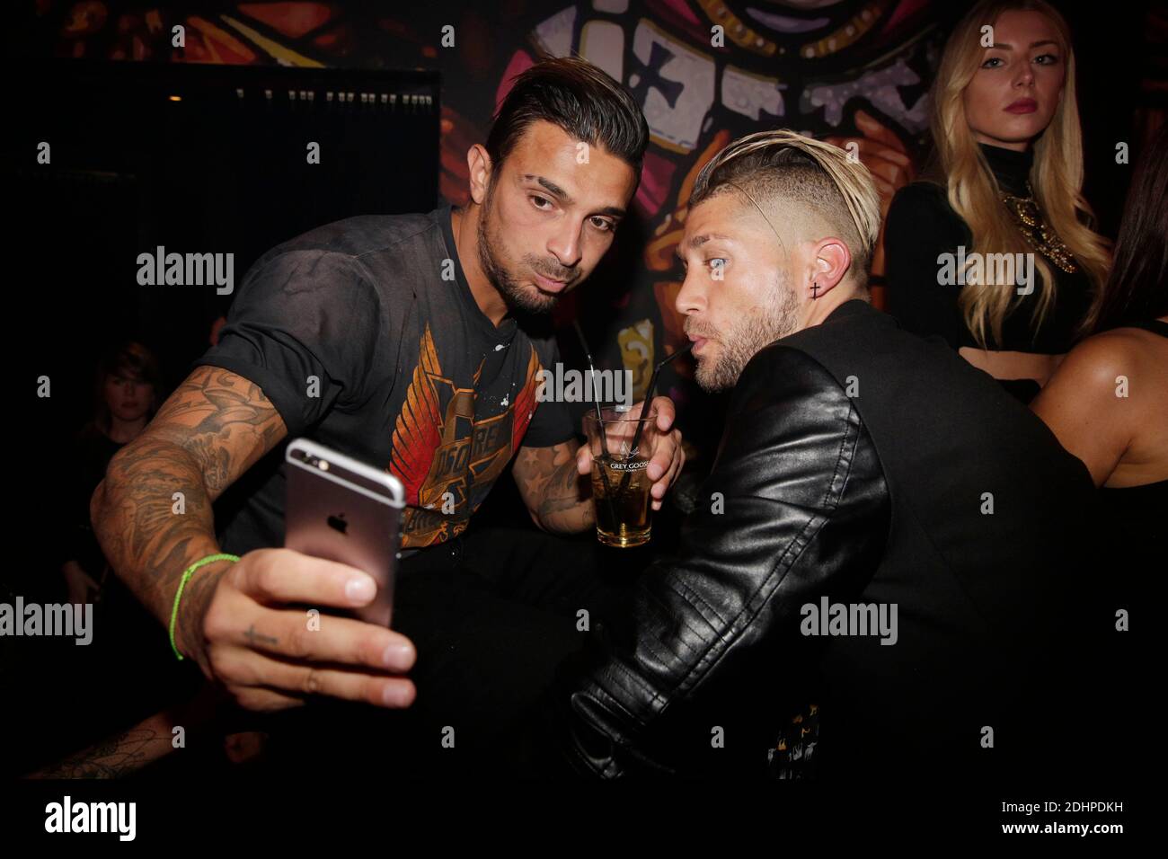 EXCLUSIF. Les Marseillais (W9), Julien et Paga lors du lancement de l ... EXCLUSIF. Les Marseillais (W9), Julien et Paga lors du lancement de l ...
