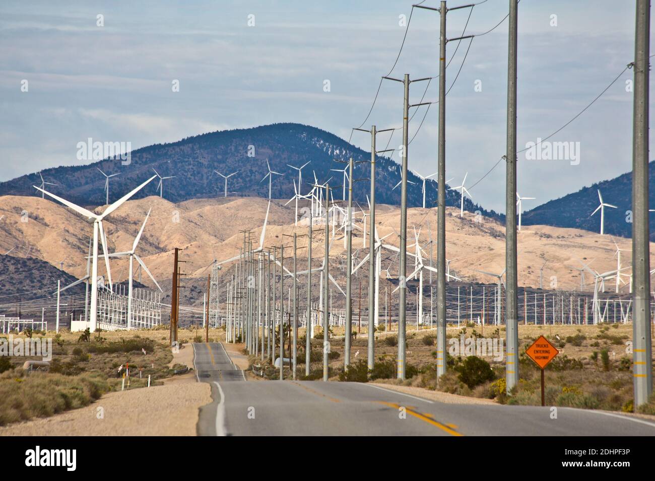 Wind Turbines in the Mojave Desert Stock Photo - Alamy