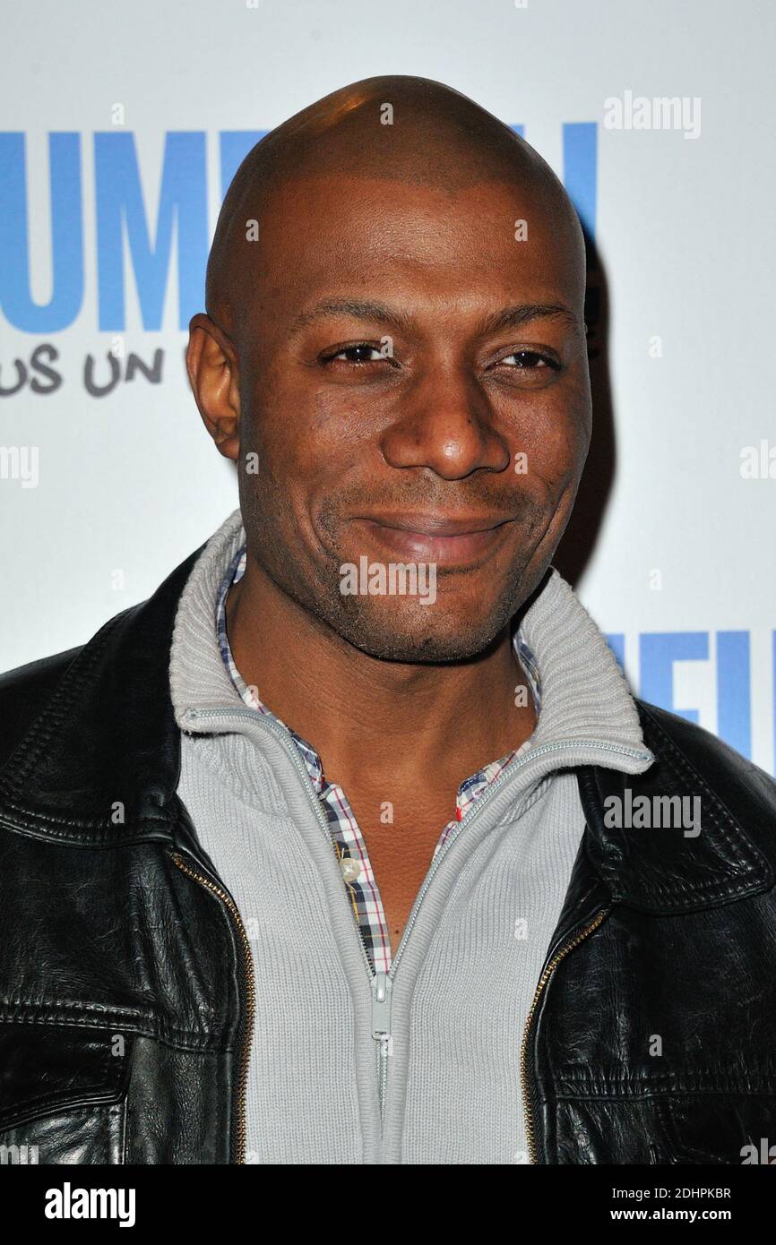 Harry Roselmack assiste a la premiere de Dieumerci au Ministere des ...