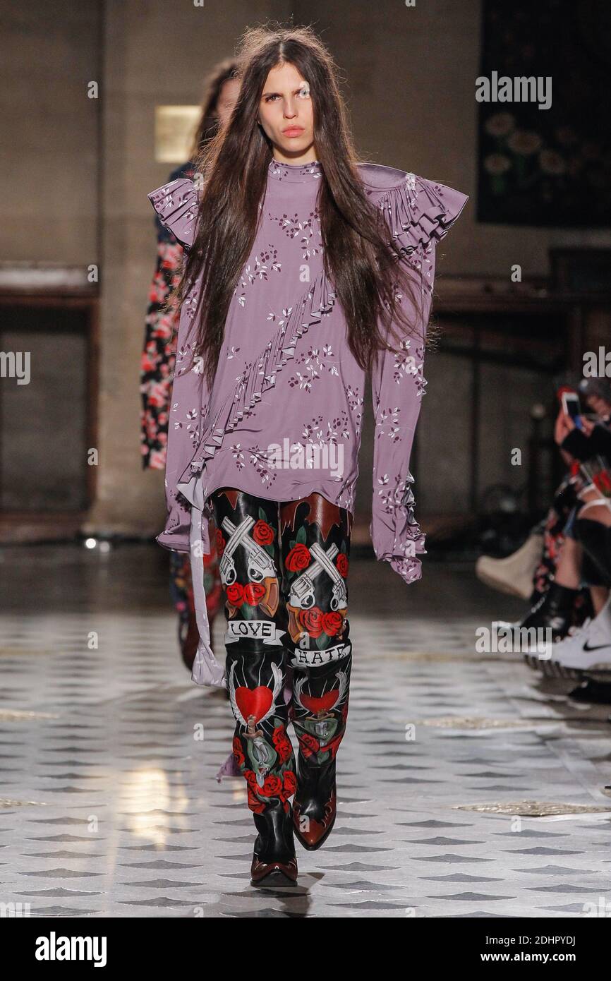 Vetements fall 2017 hi-res stock photography and images - Alamy
