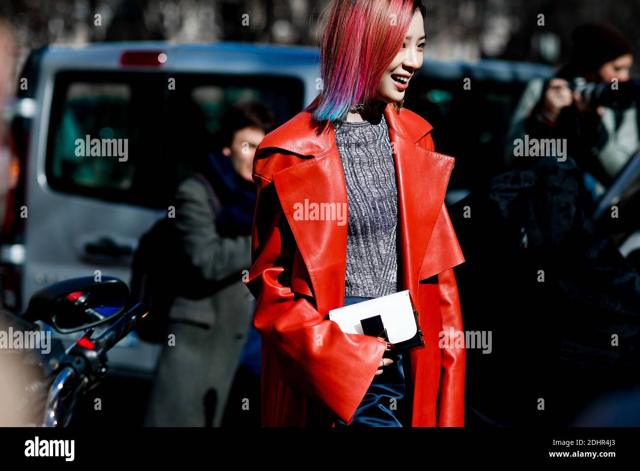 Street style, Irene Kim arriving at Acne Fall-Winter 2016-2017 show ...