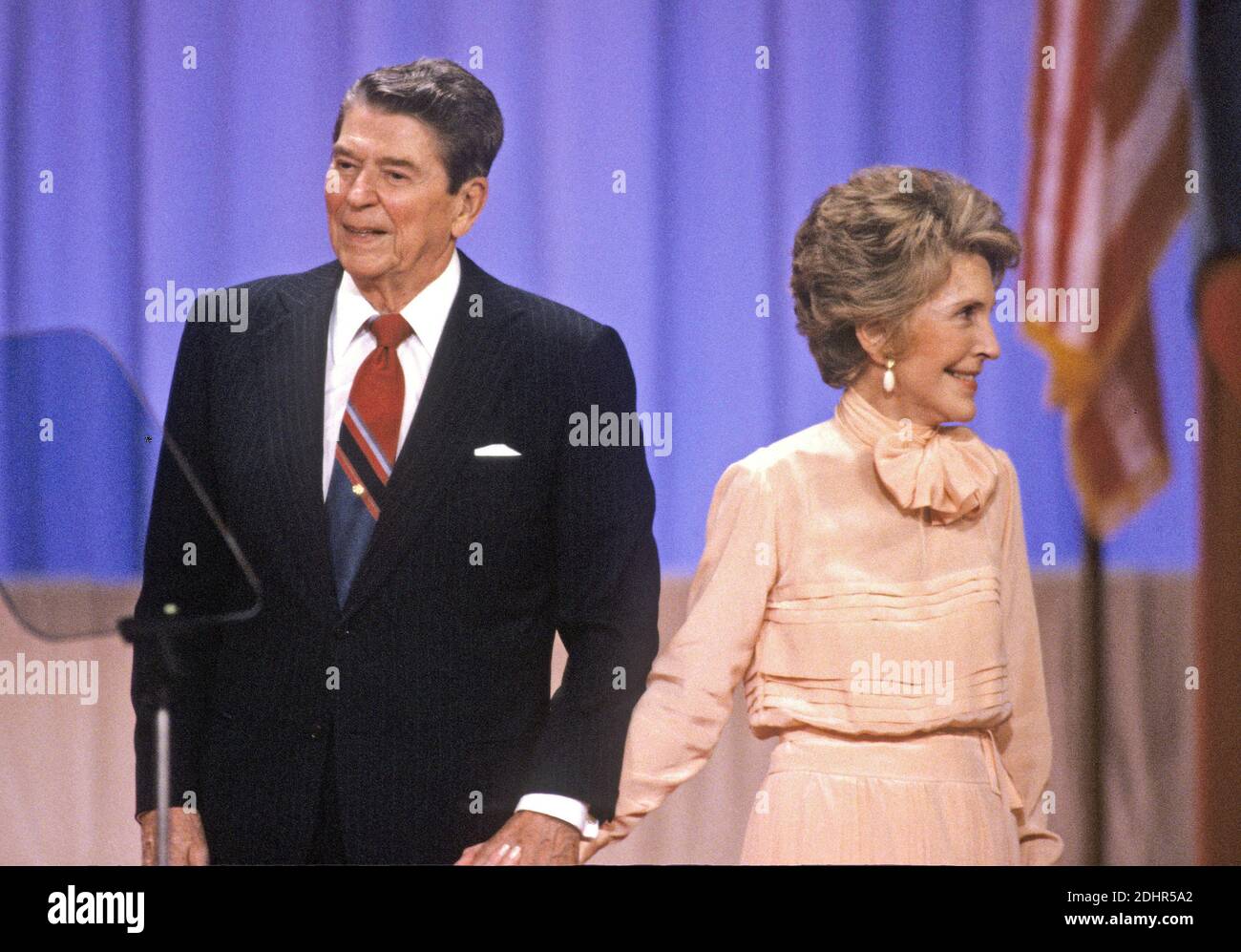 File photo : United States President Ronald Reagan and first lady Nancy ...