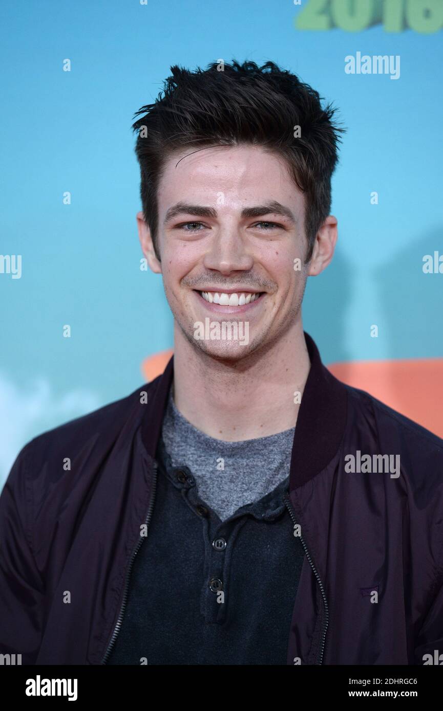 Grant Gustin attends Nickelodeon's 2016 Kids' Choice Awards at The ...