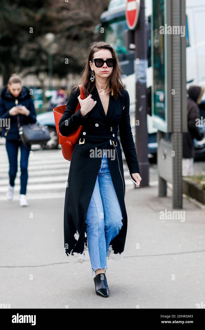 Street style, Natasha Goldenberg arriving at Celine Fall-Winter 2016 ...