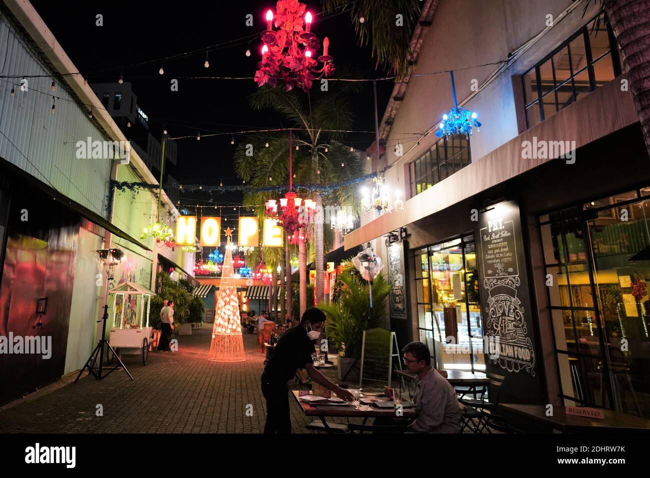 Colombo. 11th Dec, 2020. Photo taken on Dec. 11, 2020 shows a food ...