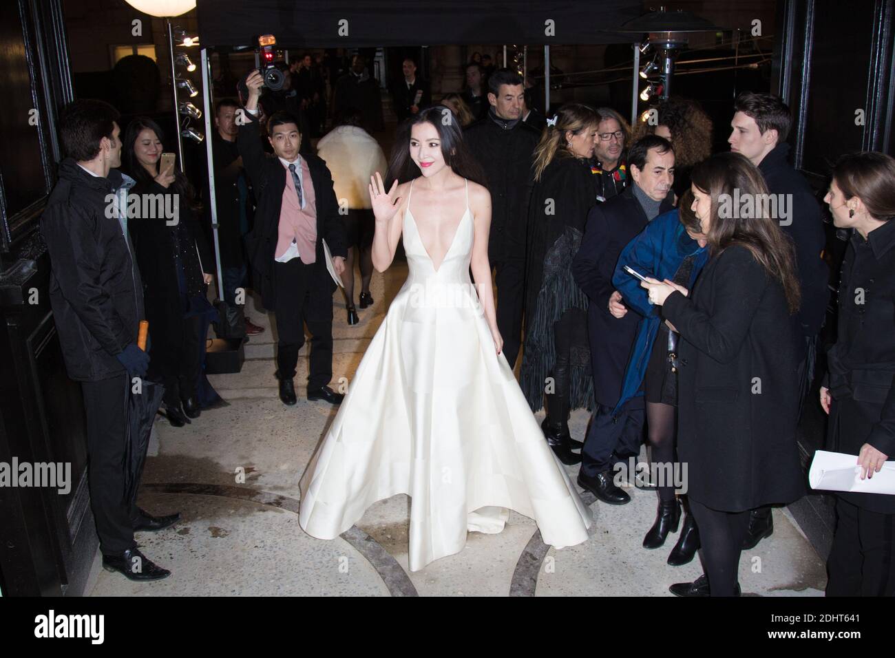 LULU TAN - ARRIVEES DEFILE VALENTINO HAUTE COUTURE FEMME - FASHION WEEK ...