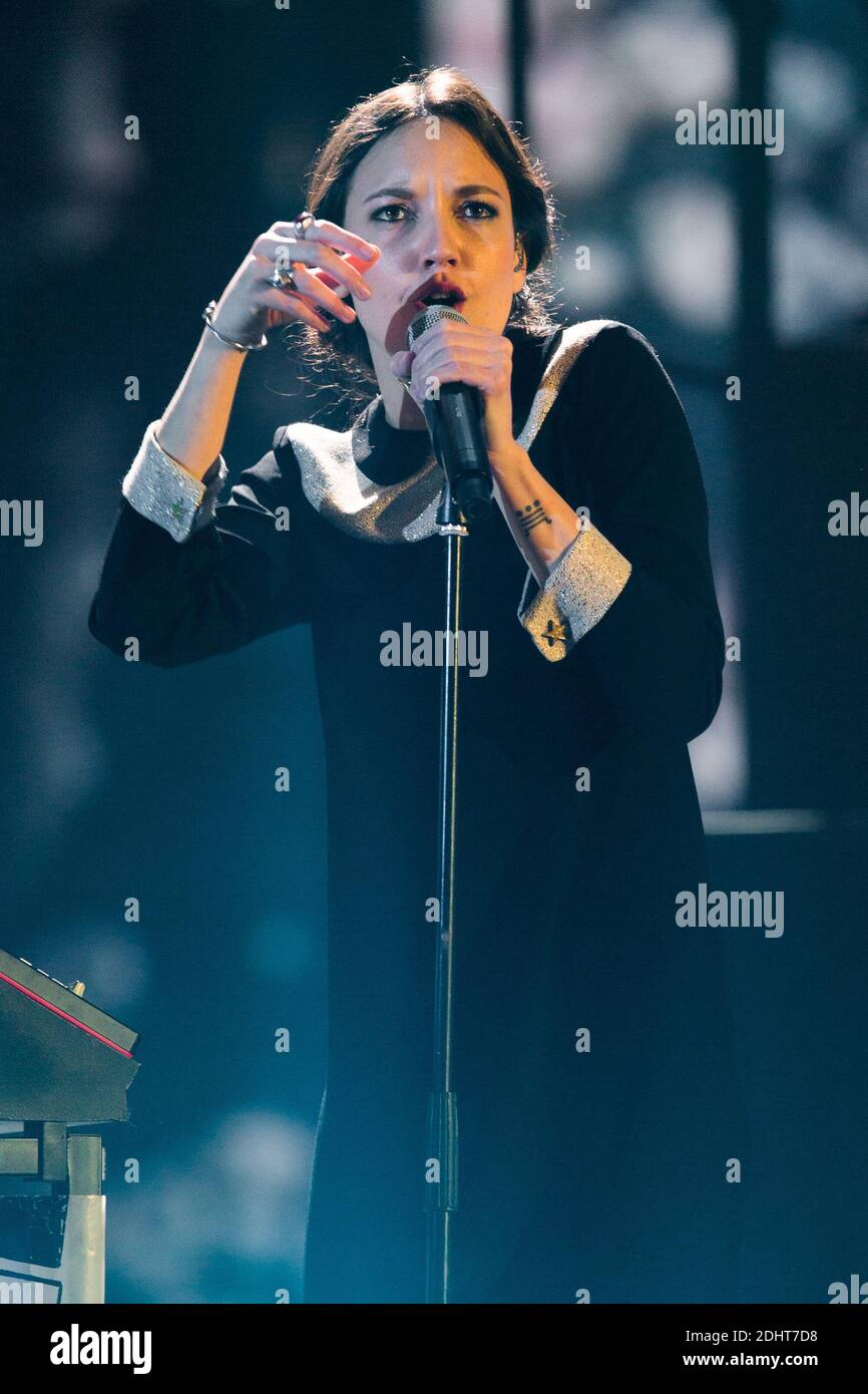 JAIN - 31EME VICTOIRES DE LA MUSIQUE AU ZENITH DE PARIS Photo by Nasser ...