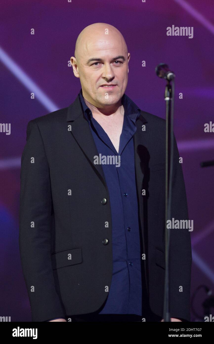 DOMINIQUE A - 31EME VICTOIRES DE LA MUSIQUE AU ZENITH DE PARIS Photo by ...