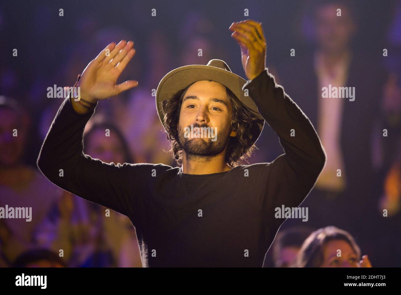 JEREMY FREROT (FRERO DELAVEGA) - 31EME VICTOIRES DE LA MUSIQUE AU ...