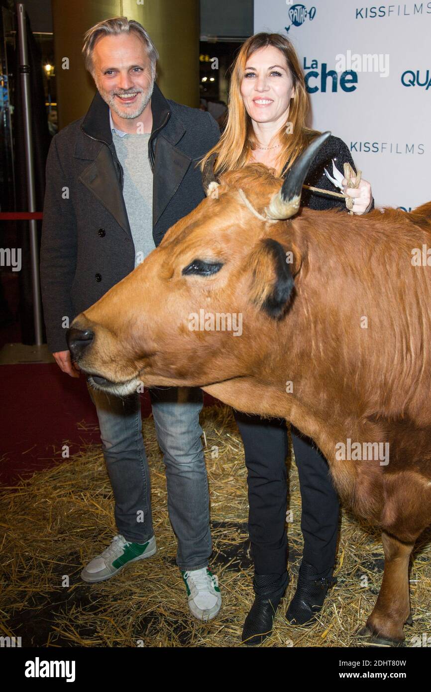MATHIEU PETIT, MATHILDE SEIGNER - AVANT-PREMIERE DU FILM 'LA VACHE' A ...