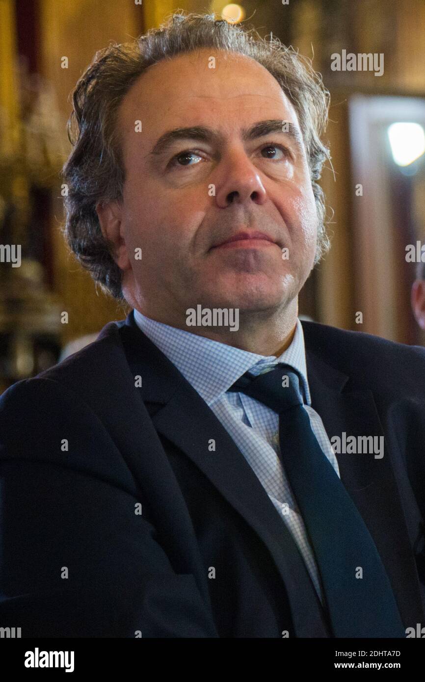 LUC CHATEL - NICOLAS SARKOZY RENCONTRE LES GRANDS PATRONS DE LA ...