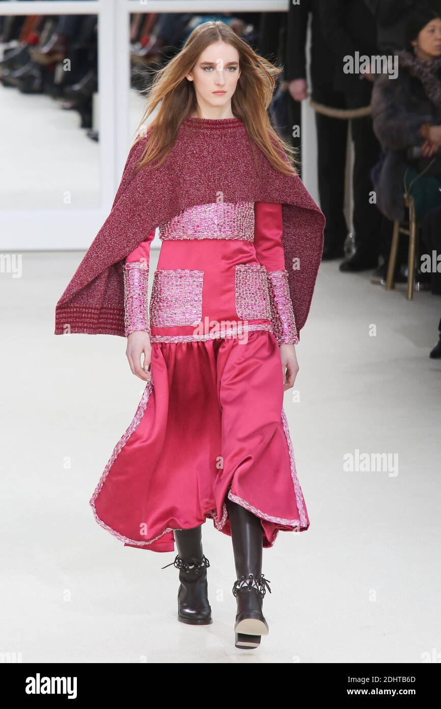 MANNEQUIN - DEFILE CHANEL PRET A PORTER COLLECTION AUTOMNE-HIVER 2016/ ...